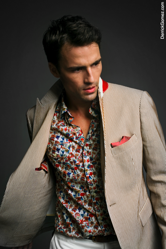 Derrick Gomez for Harvard Yard – Glasshouse Images/Stone Thrower